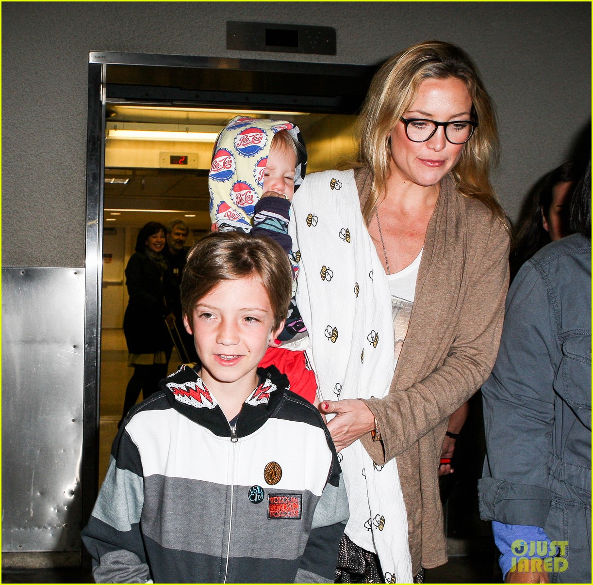 Kate Hudson, Ryder, & Bingham: Family Flight!: Photo 2822264 | Bingham ...