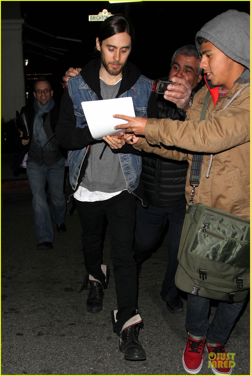 Jared Leto: Back Tatttoo Reveal with 1 Million Twitter Followers ...