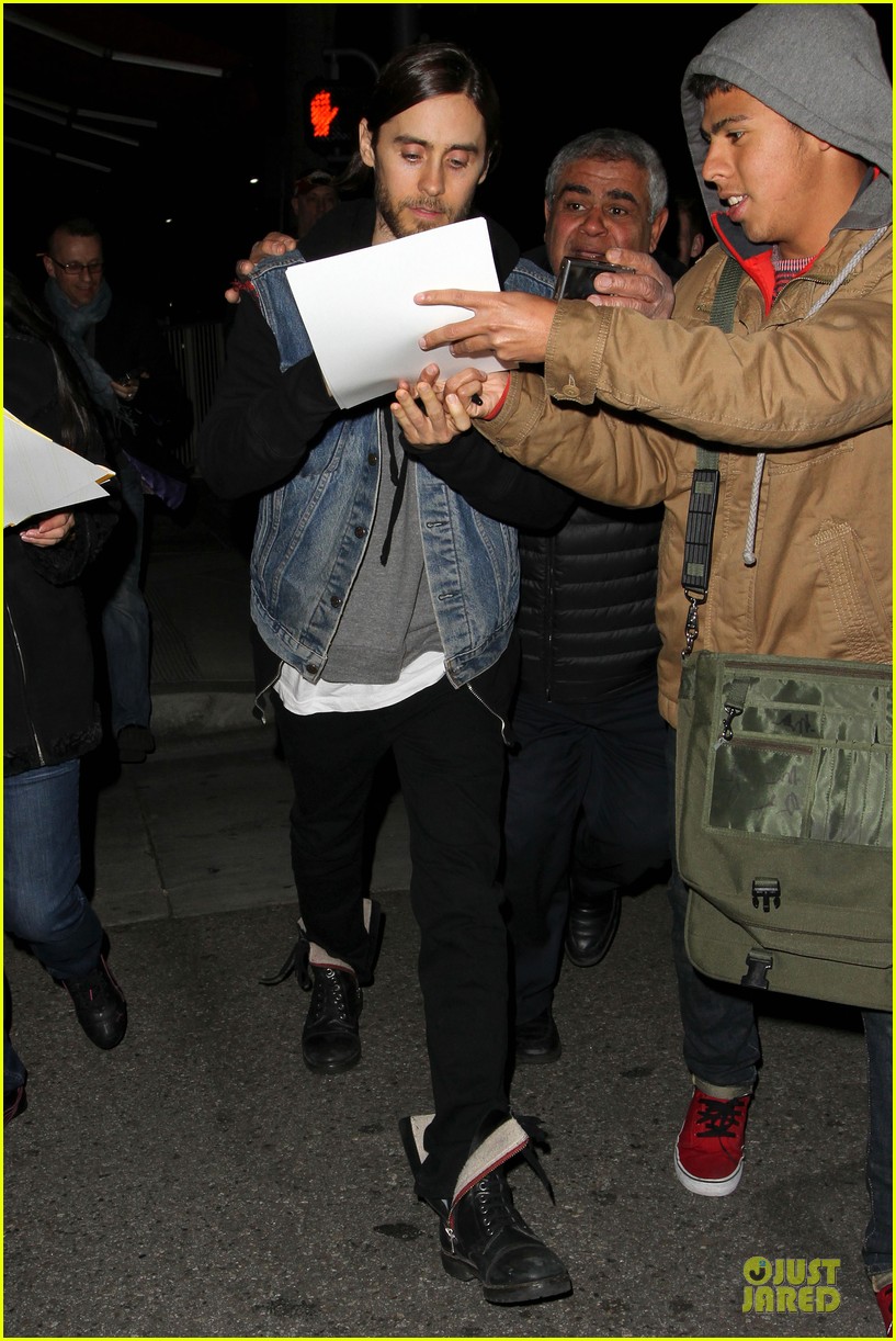 Jared Leto: Back Tatttoo Reveal with 1 Million Twitter Followers ...