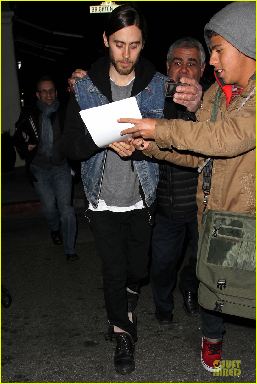 Jared Leto: Back Tatttoo Reveal with 1 Million Twitter Followers ...