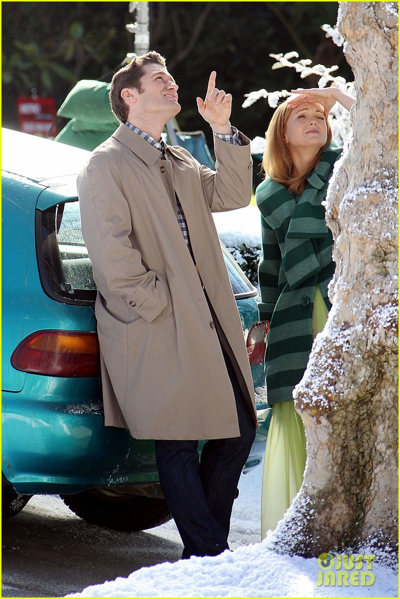 Matthew Morrison: Winter Wonderland on 'Glee' Set!: Photo 2802595 ...