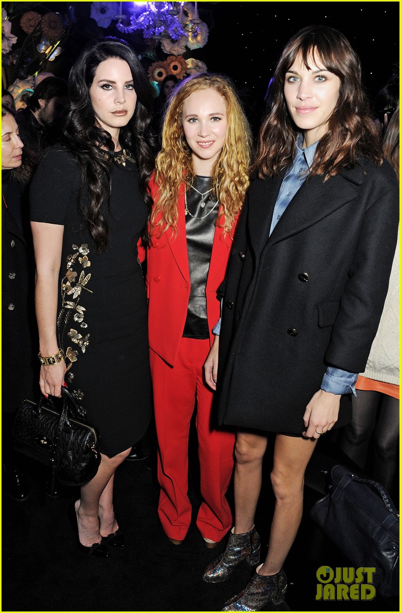 Lana Del Rey & Sam Claflin: Mulberry Fashion Show!: Photo 2814548 ...