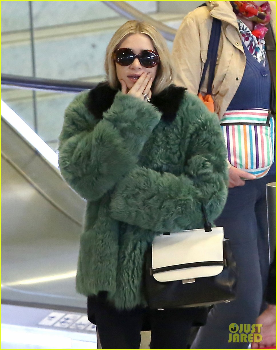 Ashley Olsen: H&M Paris Fashion Show: Photo 2822332 | Ashley Olsen ...