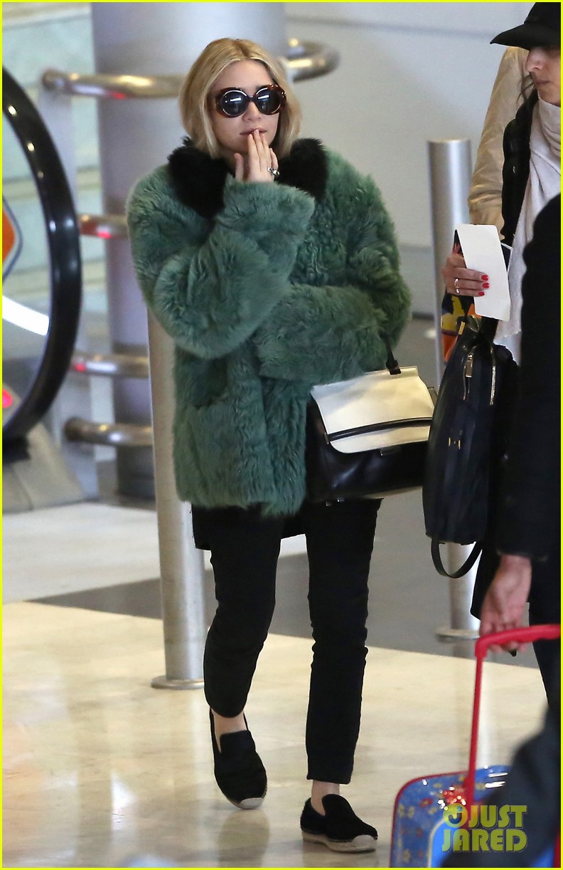 Ashley Olsen: H&M Paris Fashion Show: Photo 2822333 | Ashley Olsen ...