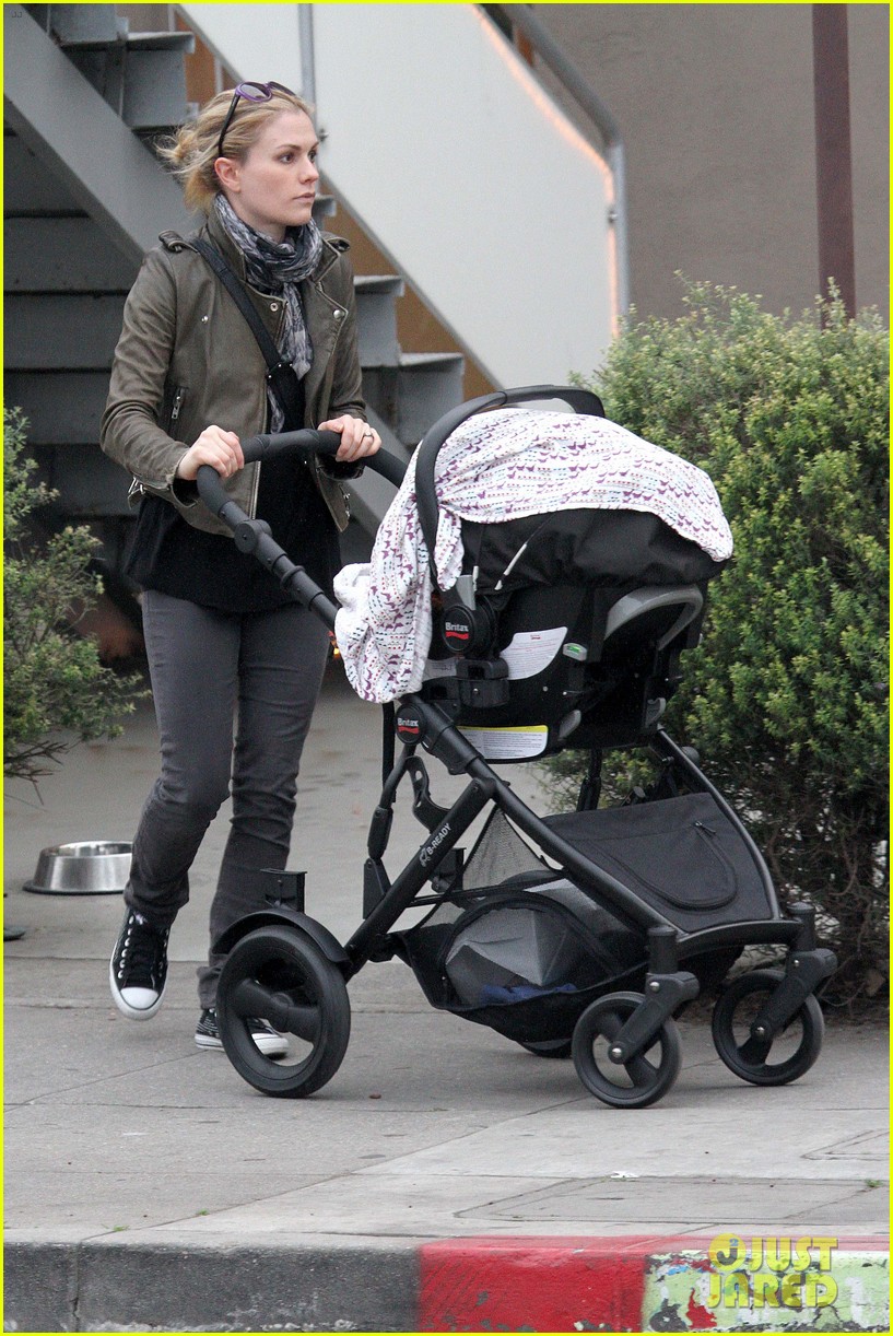 Anna Paquin: Shopping with One of Her Twins!: Photo 2806013 | Anna ...