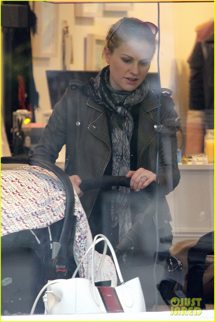 Anna Paquin: Shopping with One of Her Twins!: Photo 2806014 | Anna ...