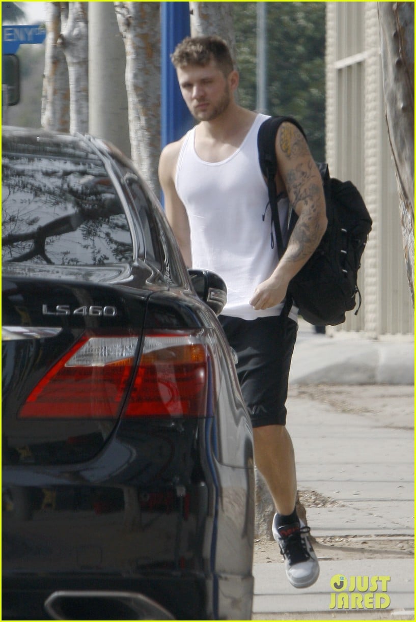 Ryan Phillippe: RivaBella Opening & Wednesday Workout!: Photo 2802602 ...