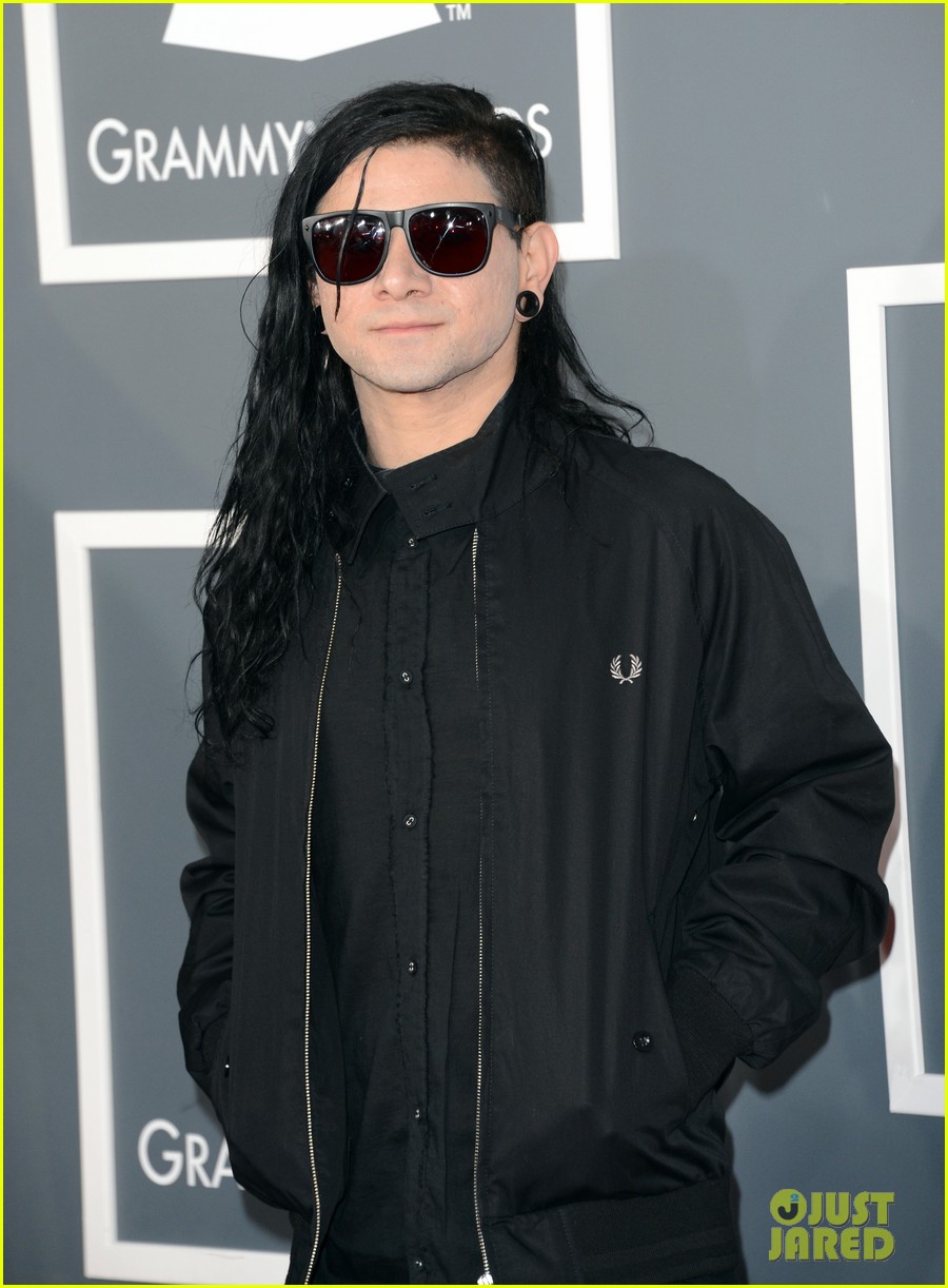 Skrillex & Diplo - Grammys 2013 Red Carpet: Photo 2809081 | Photos ...