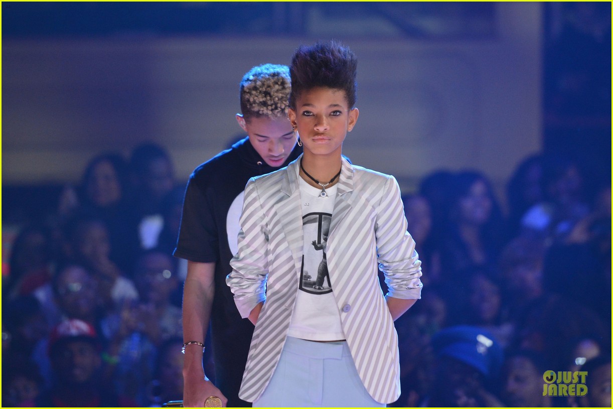 Willow & Jaden Smith: BET's Rip The Runway Show!: Photo 2822069 ...