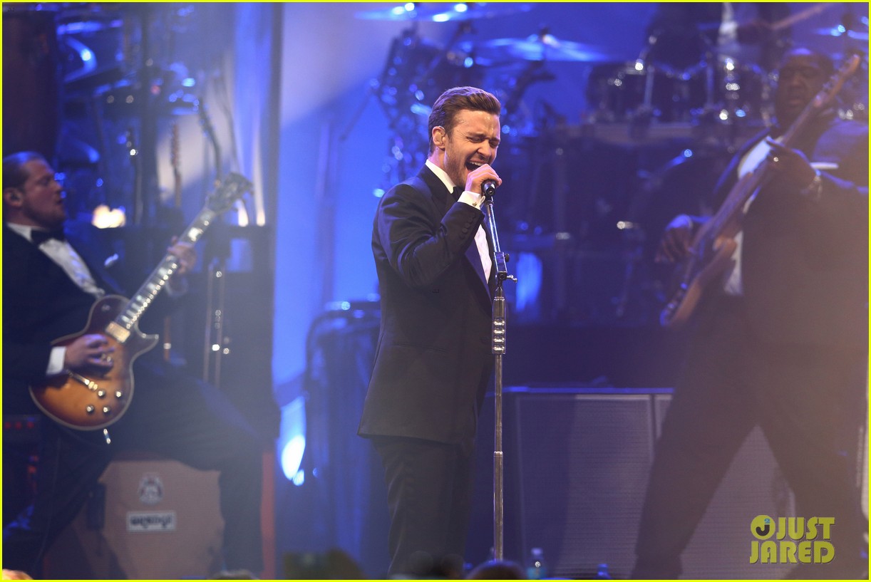 Justin Timberlake: Super Bowl 2013 Party Performance (Video): Photo ...