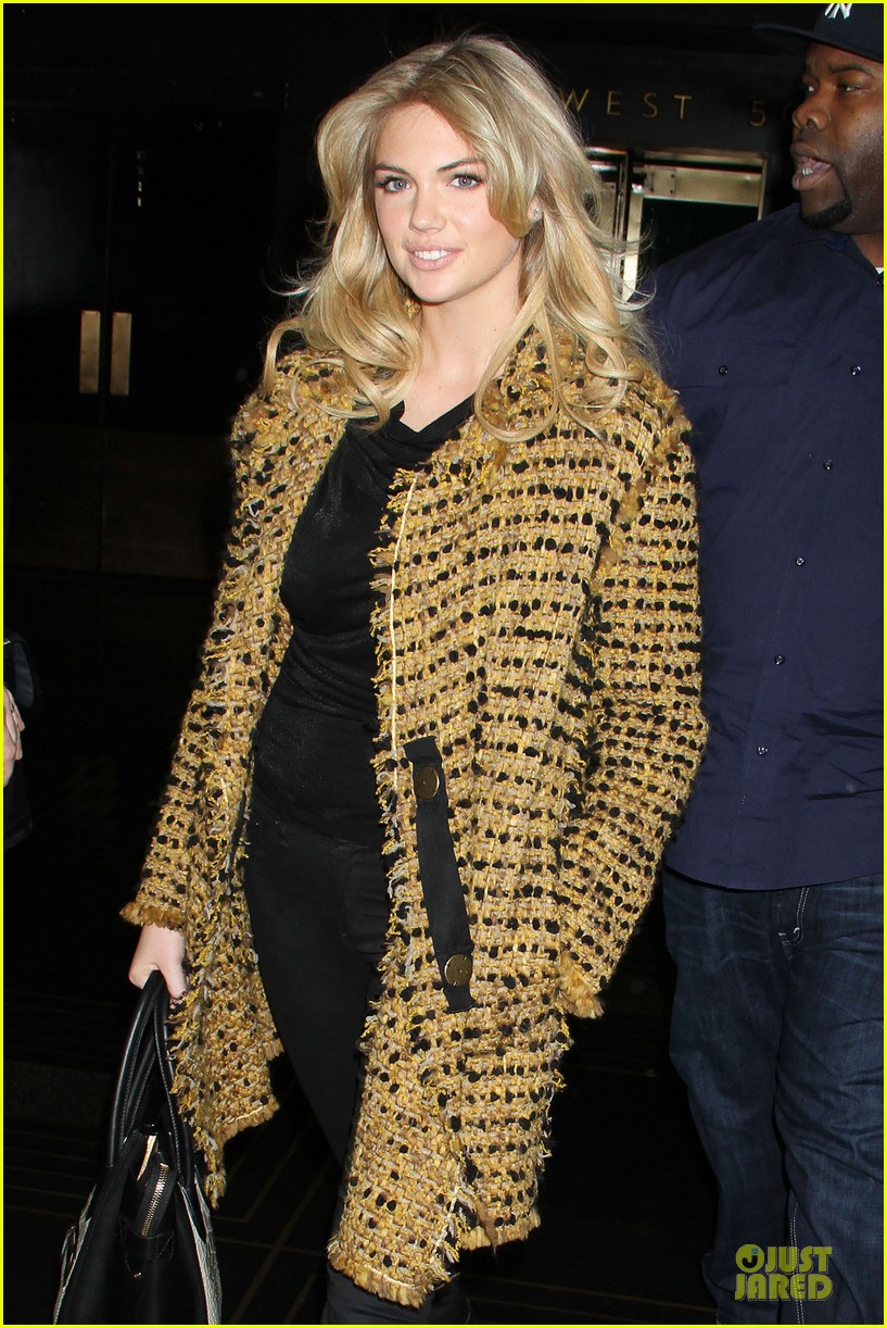 Kate Upton: Red Hot 'Fallon' Appearance!: Photo 2820783 | Jimmy Fallon ...