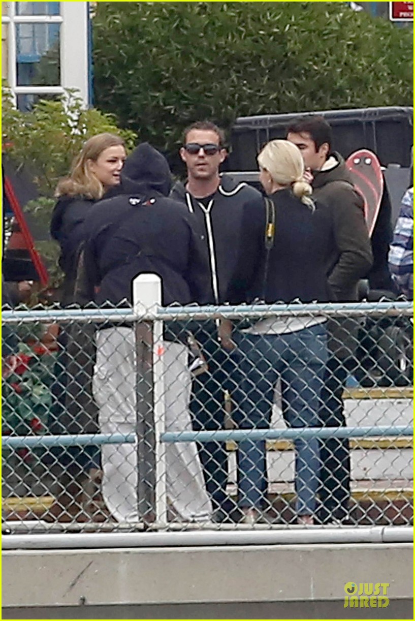 Emily VanCamp & Josh Bowman: Joseph Martin Salon Couple!: Photo 2809710 ...