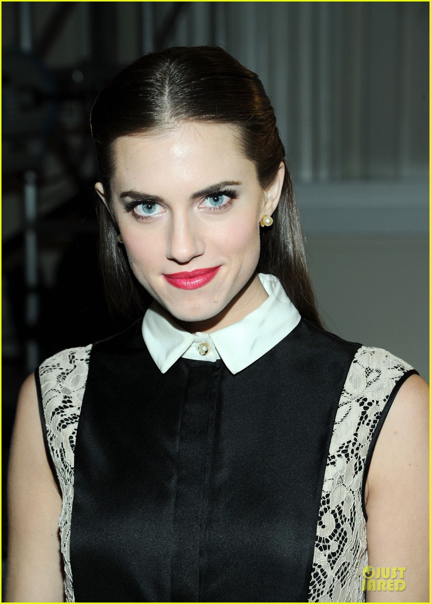 Allison Williams & Jaime King: Jason Wu Fashion Show!: Photo 2807682 ...