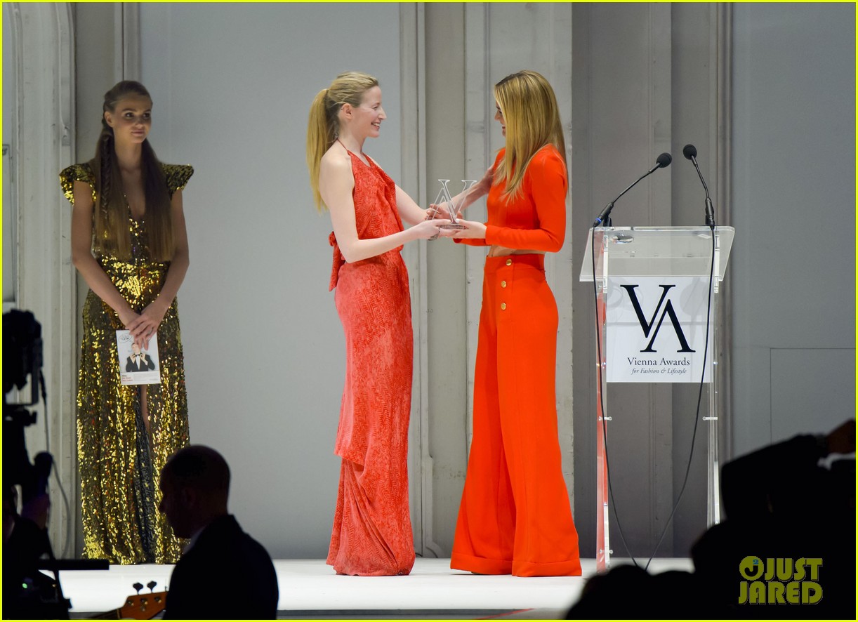 Bar Refaeli: Style Icon Winner at the Vienna Awards!: Photo 2835615 ...