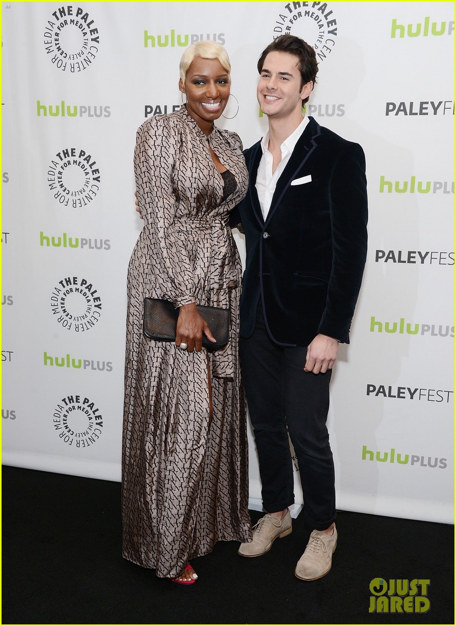 Justin Bartha & Andrew Rannells: 'New Normal' at PaleyFest!: Photo ...