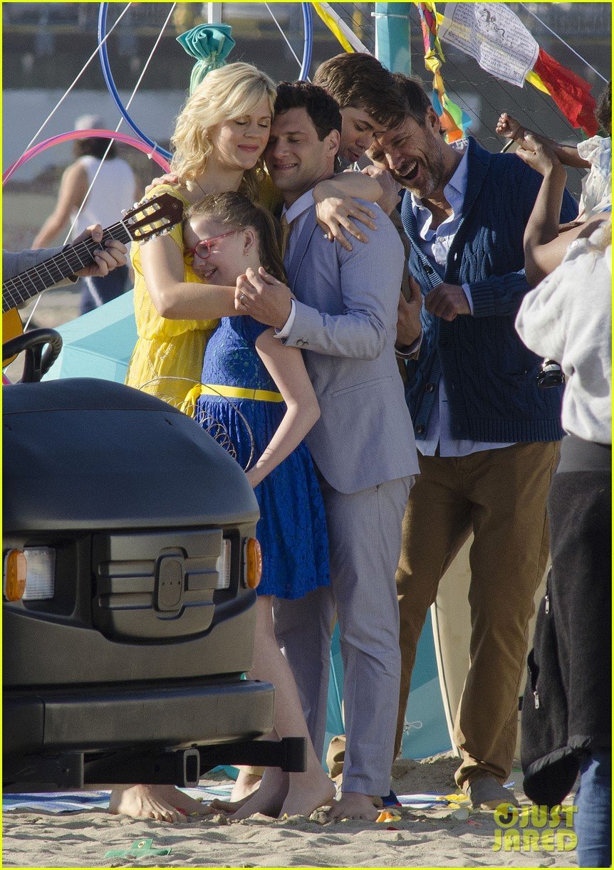 Andrew Rannells & Justin Bartha: 'New Normal' Beach Filming!: Photo ...