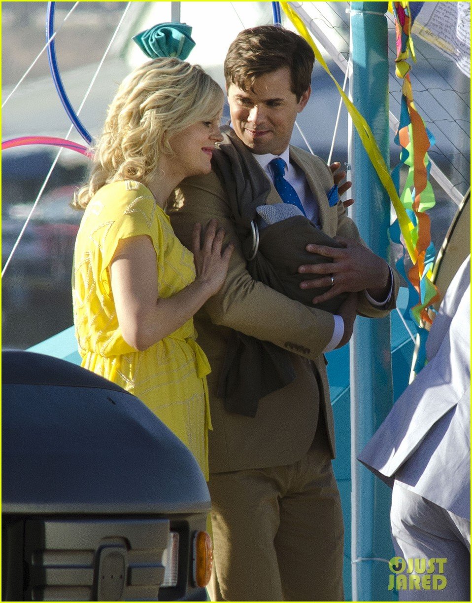 Andrew Rannells & Justin Bartha: 'New Normal' Beach Filming!: Photo ...