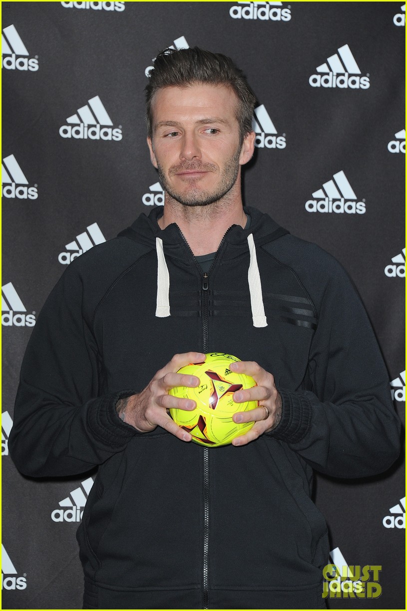 David Beckham: Adidas Autograph Session!: Photo 2822624 | David Beckham ...