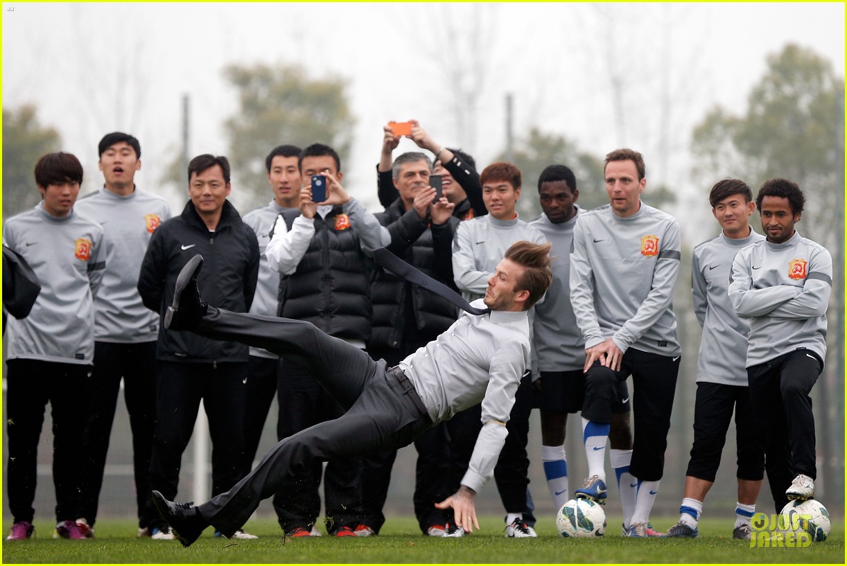 Victoria Beckham: Whitney Houston's 'The Bodyguard' Musical!: Photo ...