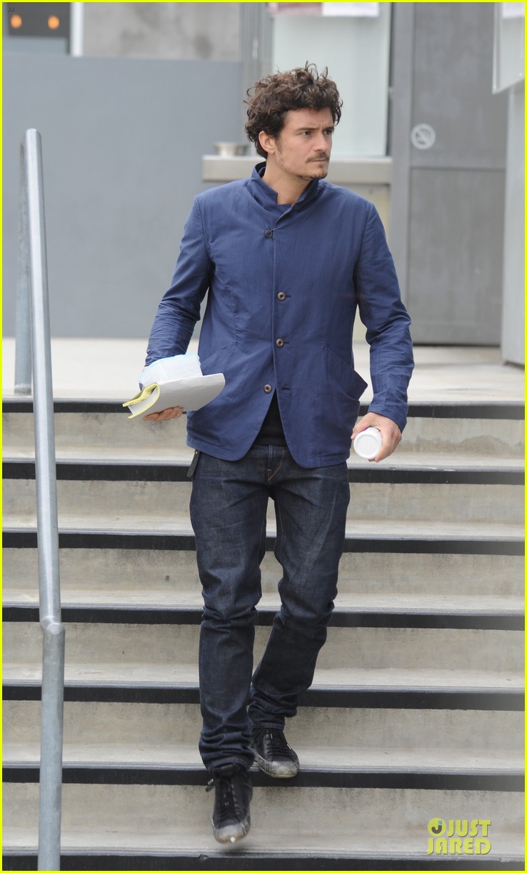 Orlando Bloom: Vitamin Filled Lunch!: Photo 2825810 | Orlando Bloom ...