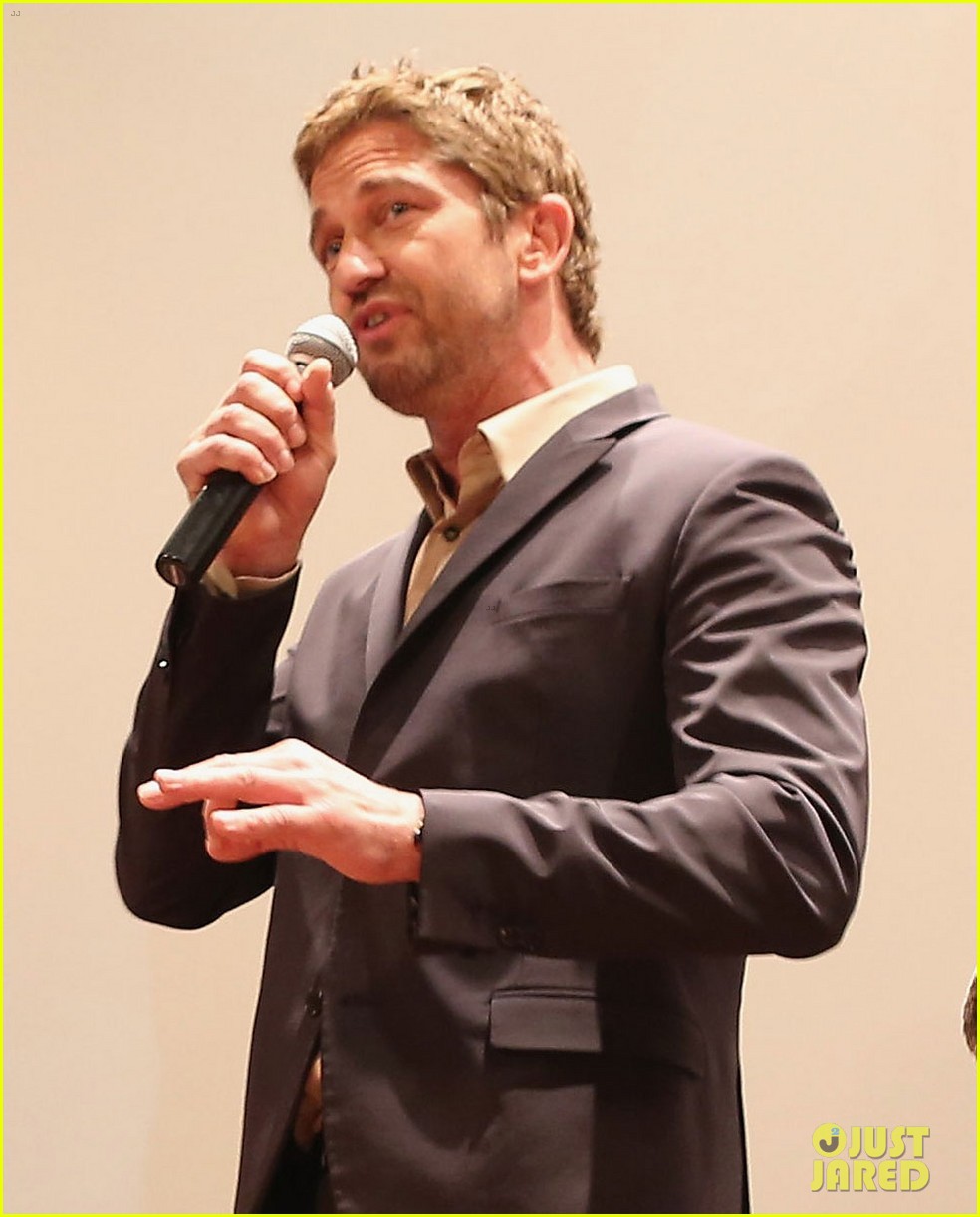 Gerard Butler: 'Olympus Has Fallen' Naval Base Screening: Photo 2832847 ...
