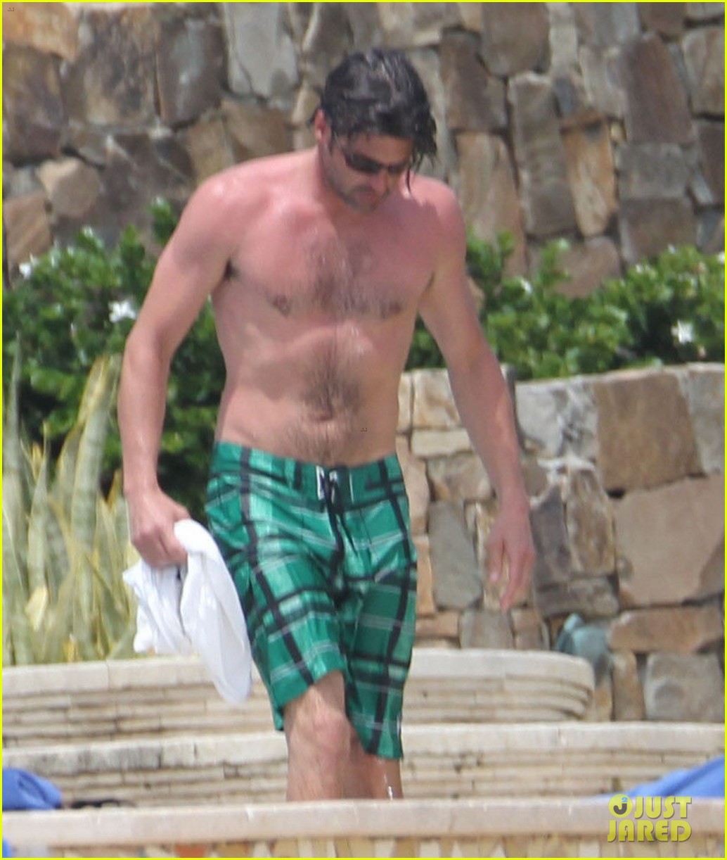 Patrick Dempsey: Shirtless Family Vacation in Cabo!: Photo 2840625 ...