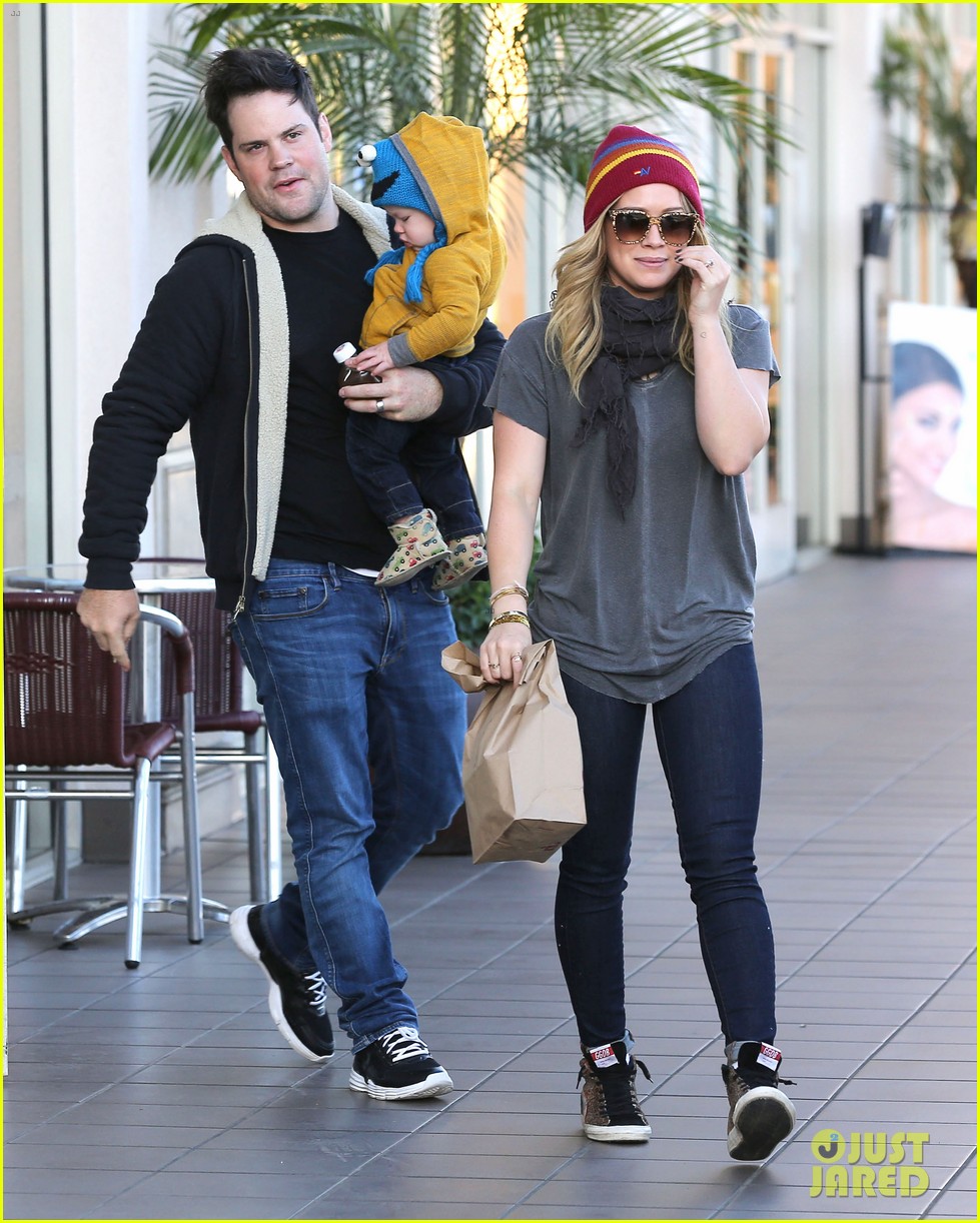 Hilary Duff & Mike Comrie: Family Fun Weekend with Luca!: Photo 2828948 ...
