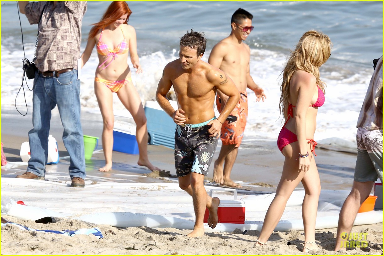 Photo: mark paul gosselaar breckin meyer shirtless franklin bash duo 30 ...