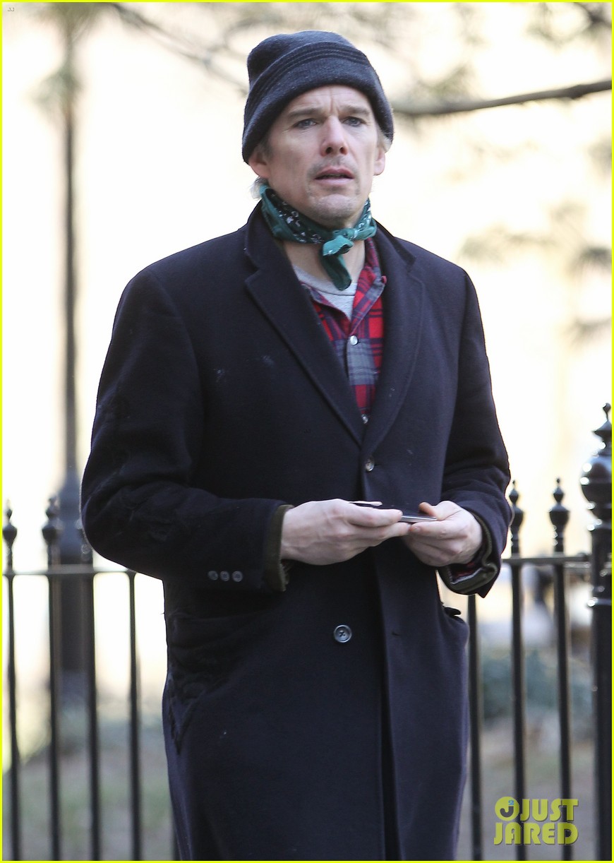 Ethan Hawke Covers 'Gotham' Spring Fashion Issue: Photo 2826276 | Ethan ...