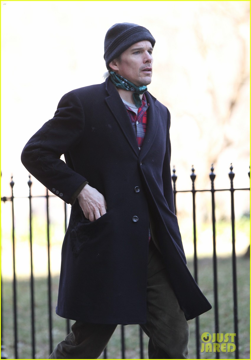 Ethan Hawke Covers 'Gotham' Spring Fashion Issue: Photo 2826282 | Ethan ...