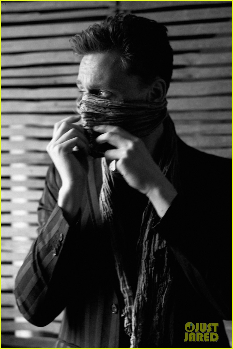 Tom Hiddleston: 'Flaunt' Magazine Feature!: Photo 2839635 | Magazine ...