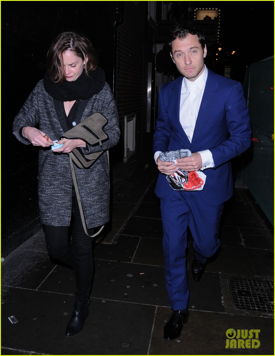 Jude Law: West End Show with Ruth Wilson!: Photo 2835566 | Jude Law ...