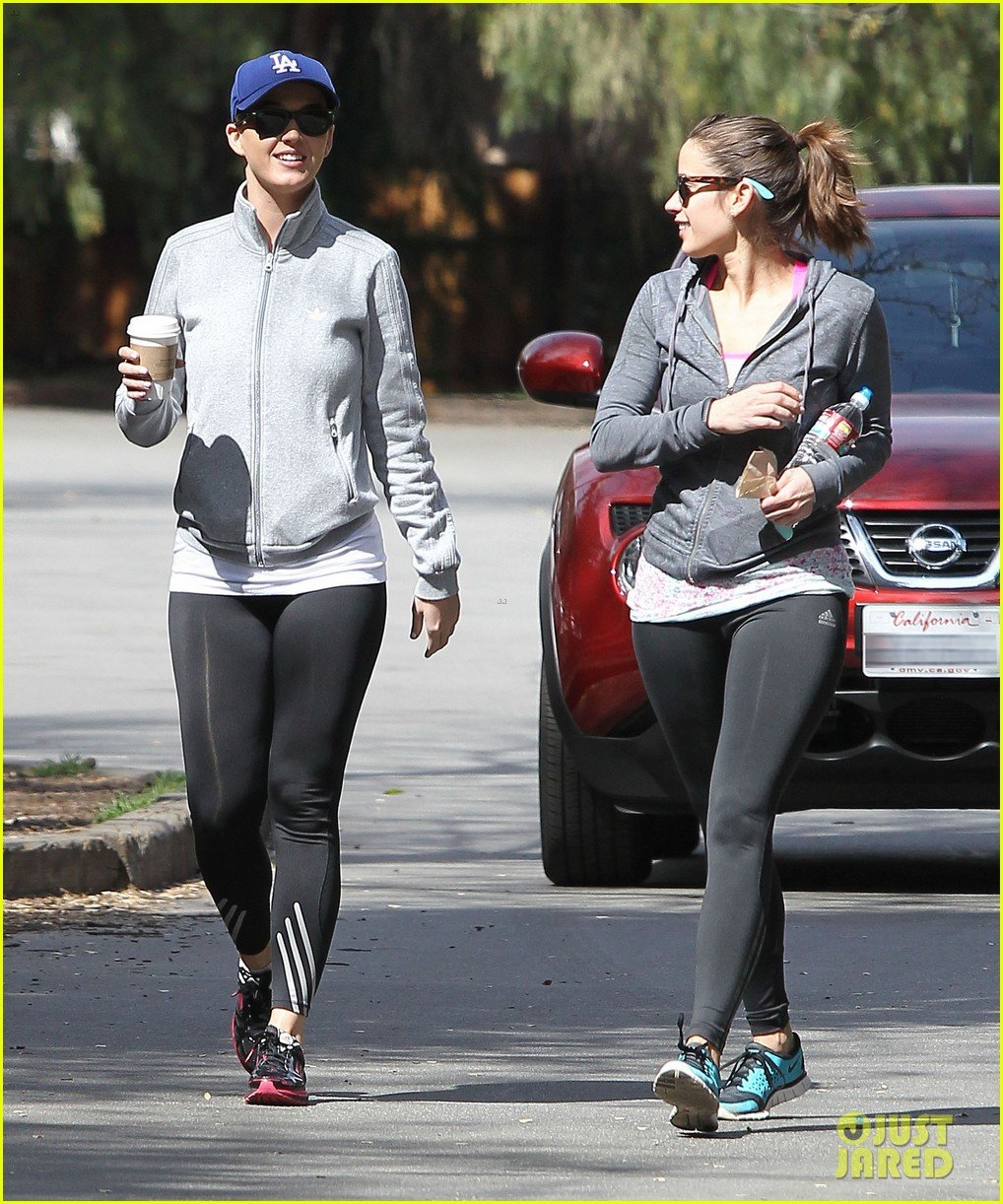 Katy Perry: Sunny Morning Workout!: Photo 2826579 | Katy Perry Photos ...