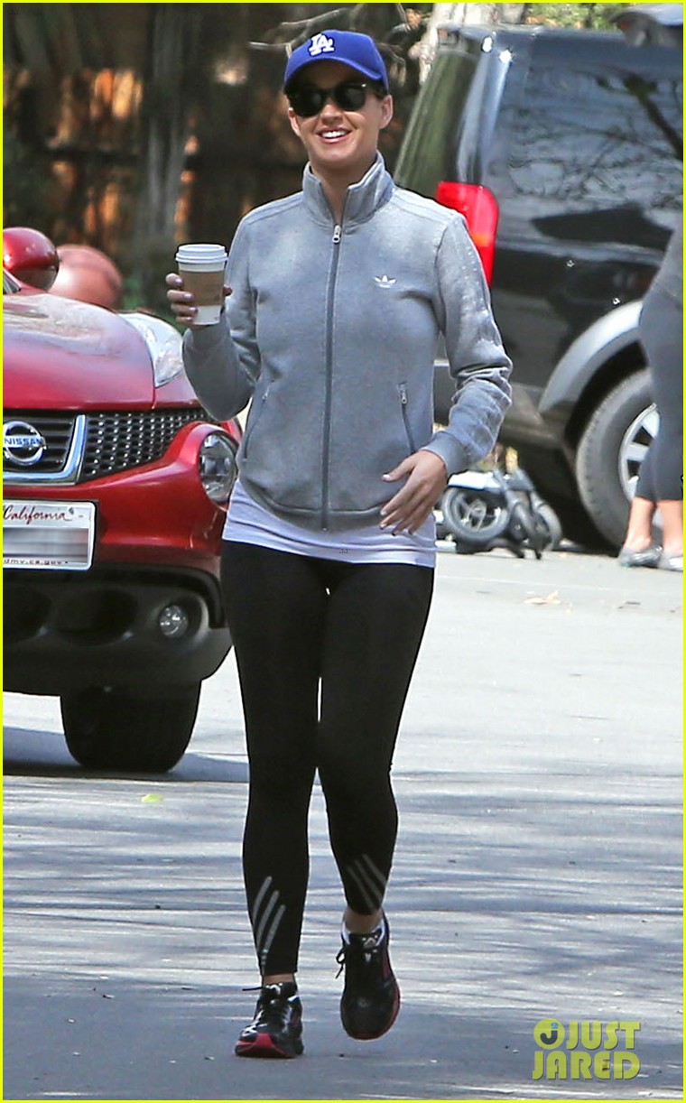 Katy Perry: Sunny Morning Workout!: Photo 2826584 | Katy Perry Photos ...
