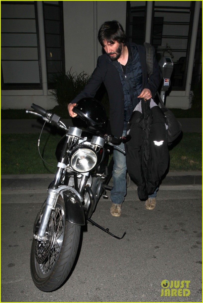 Keanu Reeves: 'Generation Um...' Trailer - Watch Now!: Photo 2834531 ...