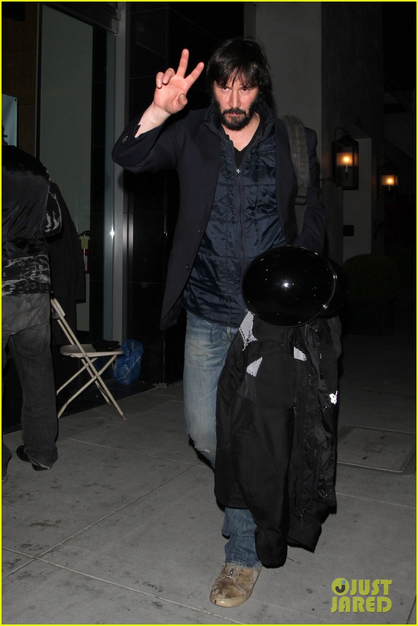 Keanu Reeves: 'Generation Um...' Trailer - Watch Now!: Photo 2834533 ...