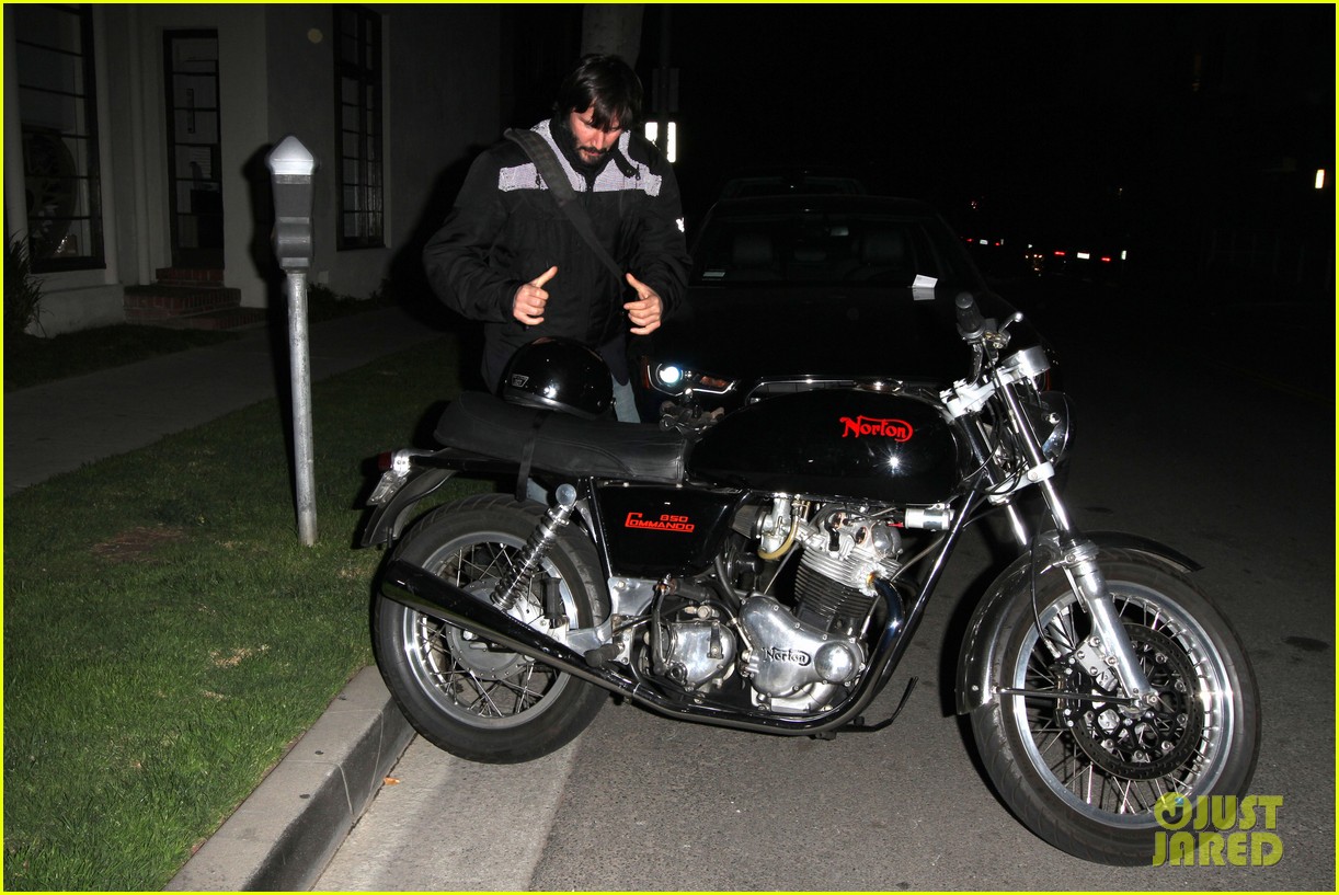 Keanu Reeves: 'Generation Um...' Trailer - Watch Now!: Photo 2834537 ...