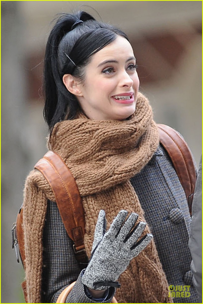 Krysten Ritter: Scary Movie Night!: Photo 2838491 | Krysten Ritter ...