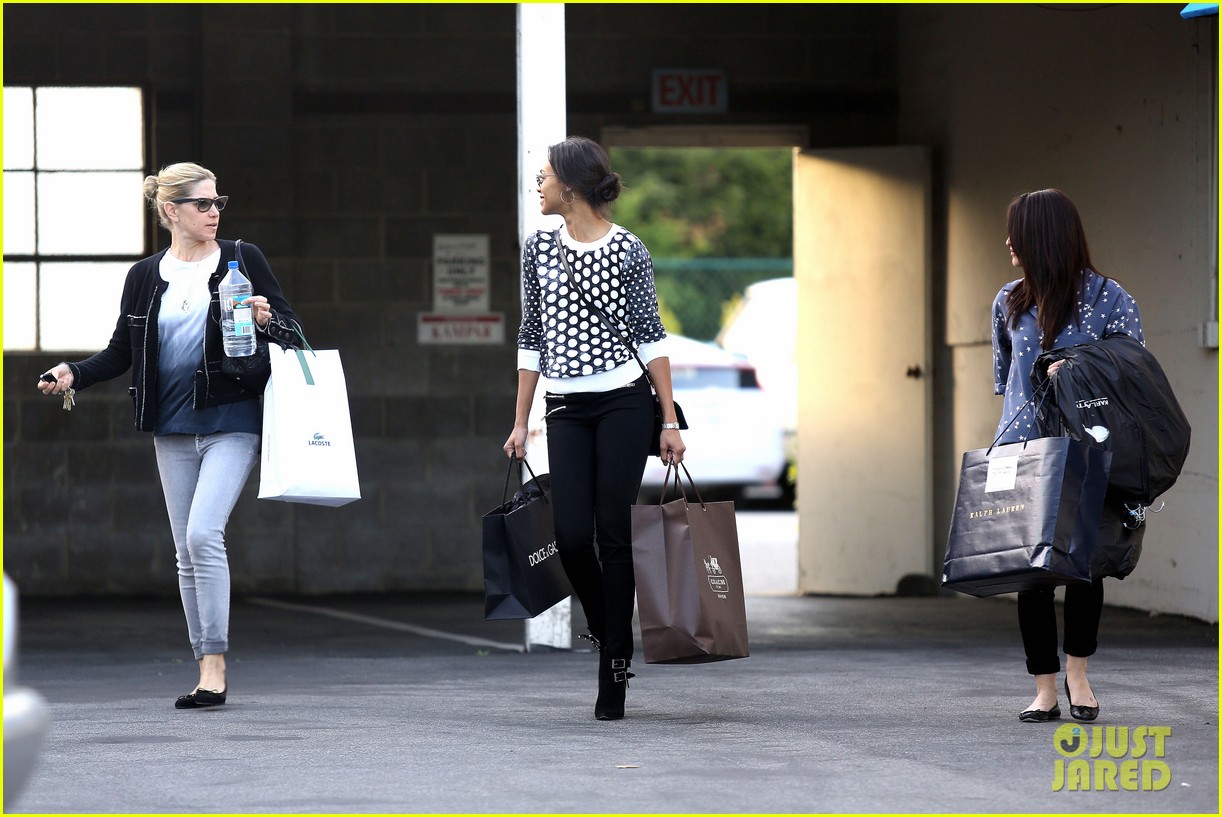 Zoe Saldana: Petra Flannery Studio Stop!: Photo 2835664 | Zoe Saldana Pictures | Just Jared