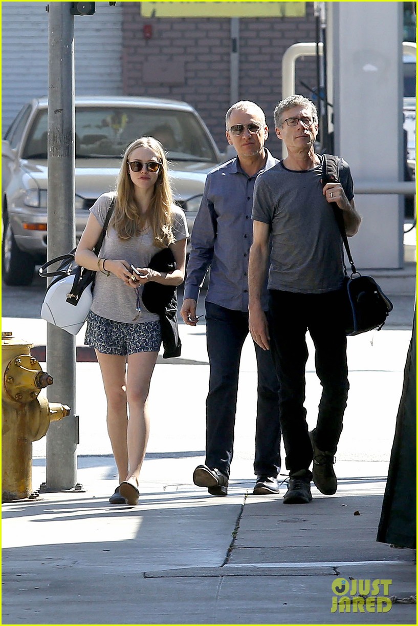 Amanda Seyfried: Milk Carton Kids 'Honey, Honey' Video Star!: Photo ...