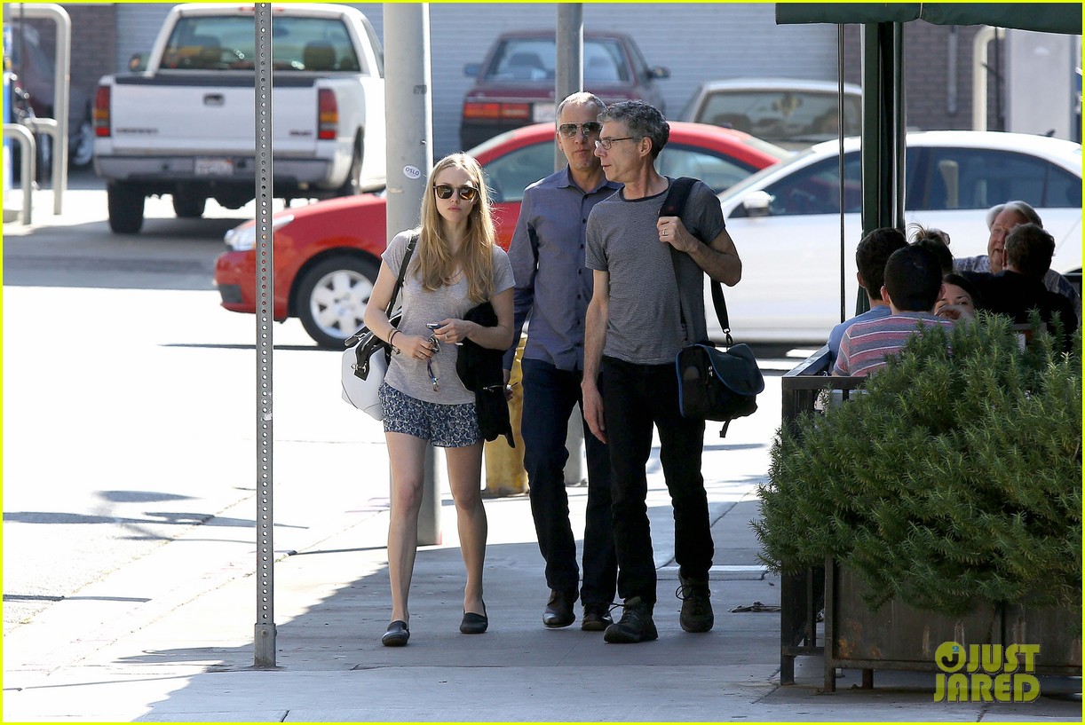 Amanda Seyfried: Milk Carton Kids 'Honey, Honey' Video Star!: Photo ...