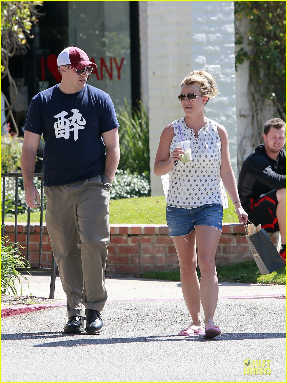 Britney Spears & David Lucado: Golfing Range Date!: Photo 2831367 ...