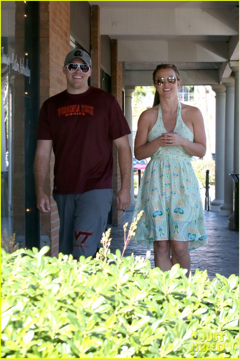 Britney Spears & David Lucado: Forever Bella Tanning Stop!: Photo ...