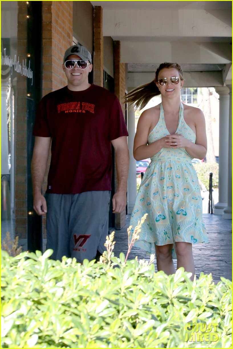 Britney Spears & David Lucado: Forever Bella Tanning Stop!: Photo ...