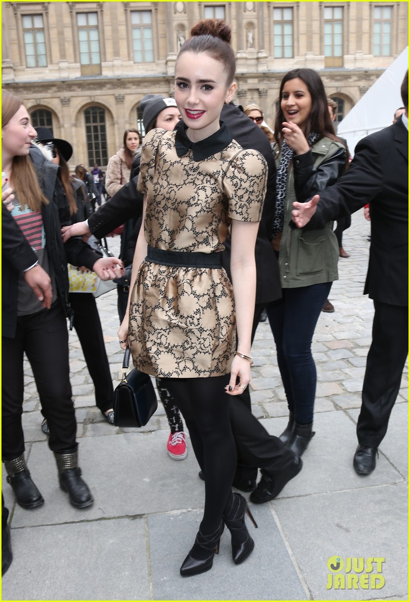 Naomi Watts & Jessica Chastain: Louis Vuitton Fashion Show!: Photo ...