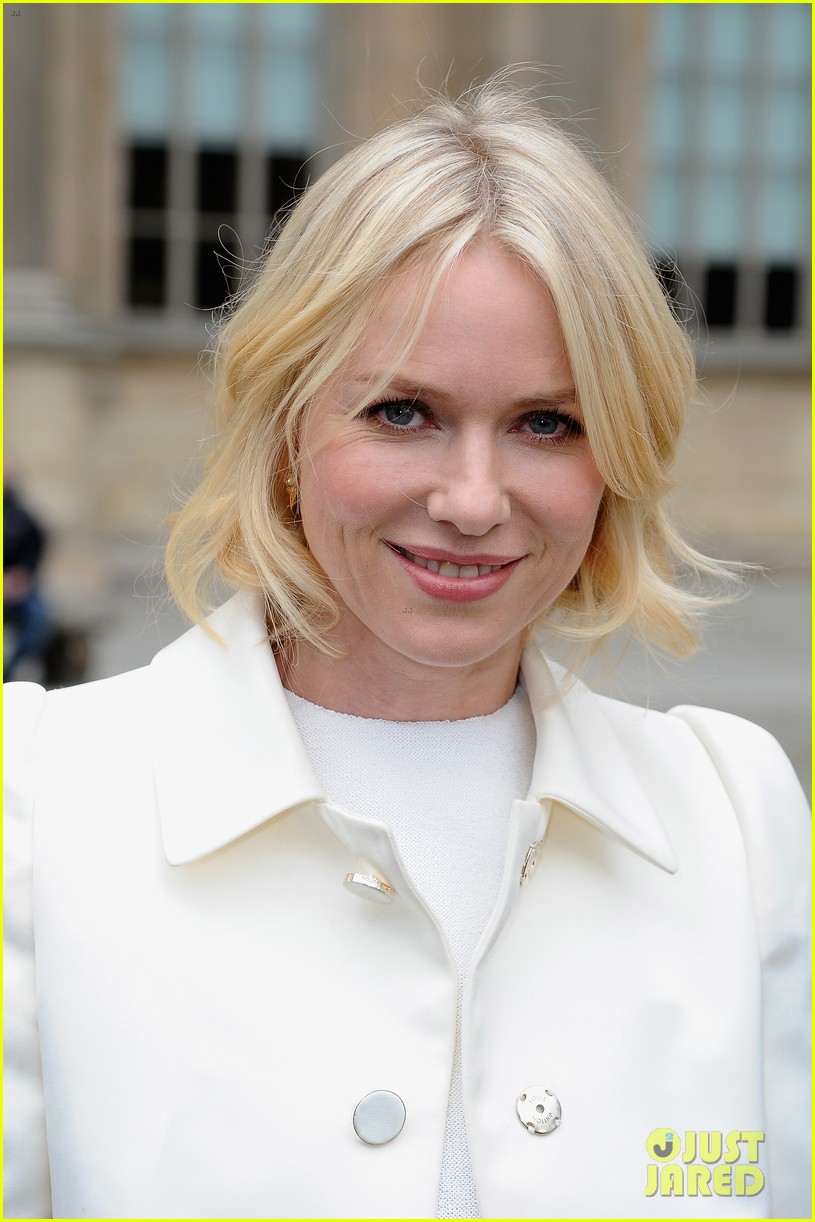 Naomi Watts & Jessica Chastain: Louis Vuitton Fashion Show!: Photo ...