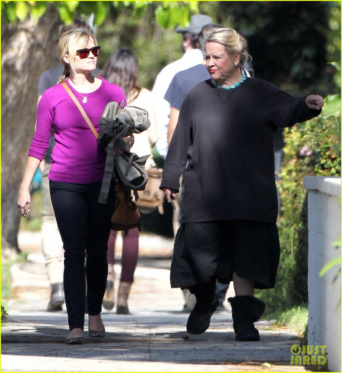 Reese Witherspoon: Full Family Outing!: Photo 2828122 | Celebrity ...