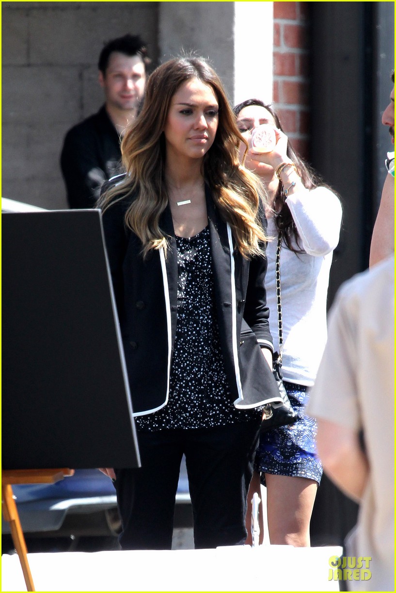 Jessica Alba: Commercial Filming in Santa Monica!: Photo 2856244 | Cash ...