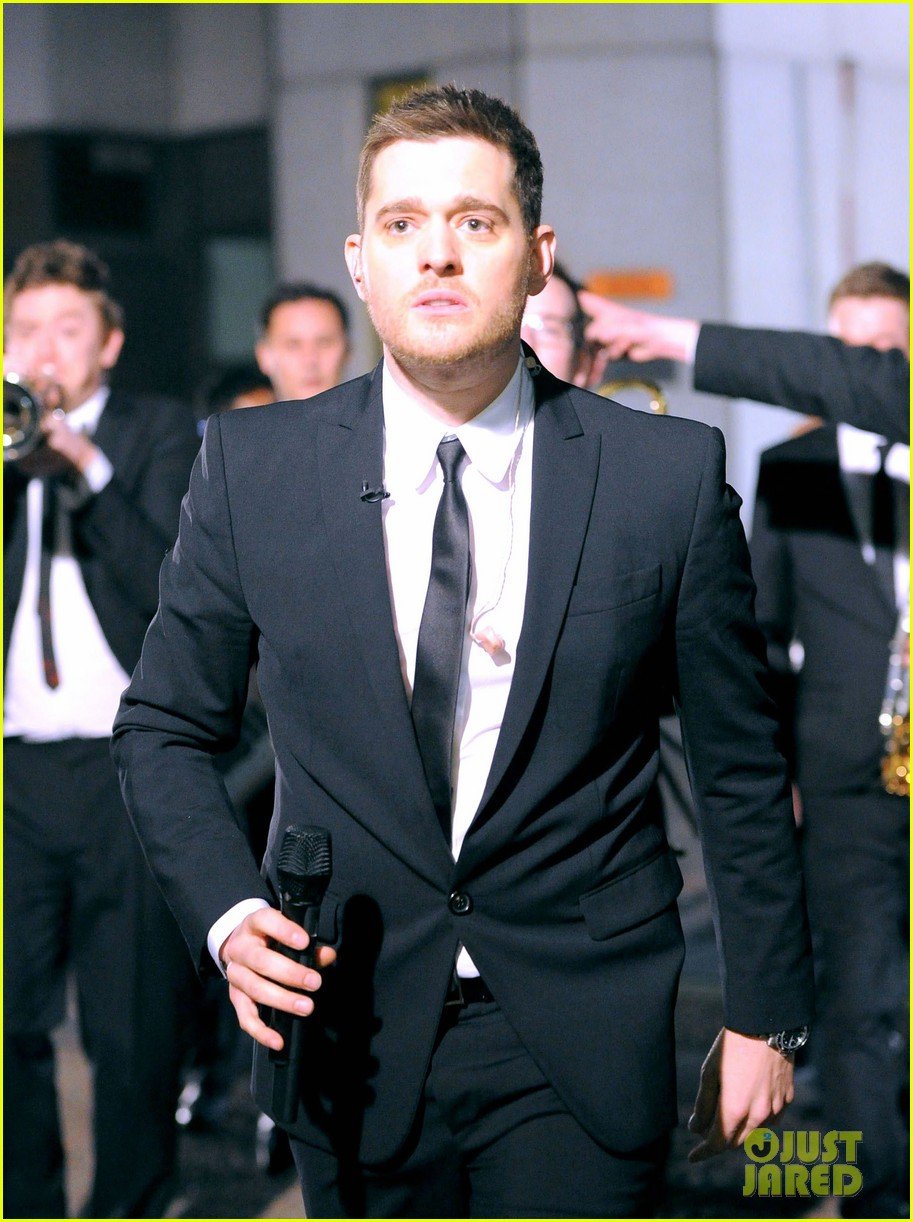 Michael Buble: 'To Be Loved' Trailer - Watch Now!: Photo 2841386 ...