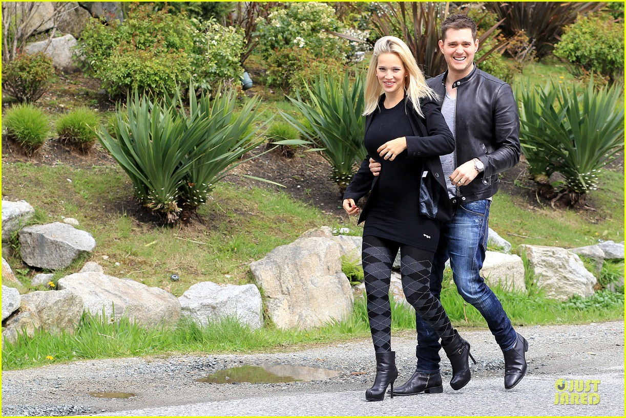Michael Buble & Luisana Lopilato: Sex to Conceive Wasn't Sexy!: Photo ...